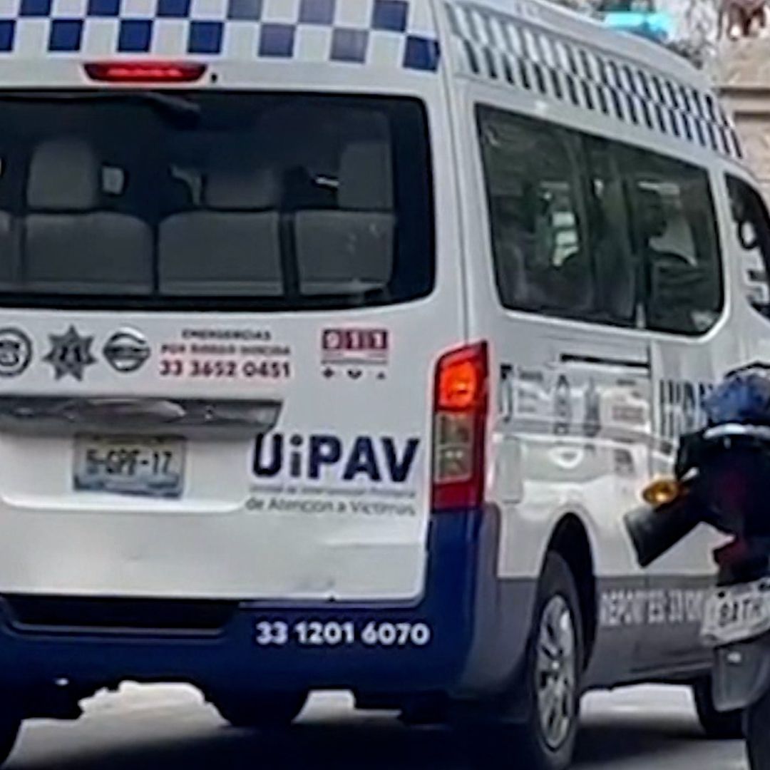 Mujer Muere en el Panteón Guadalajara al Caer a una Cripta; Visitaba la ...