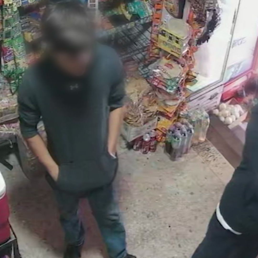 Violento asalto en Guadalajara: adolescentes atacan a hombre mayor