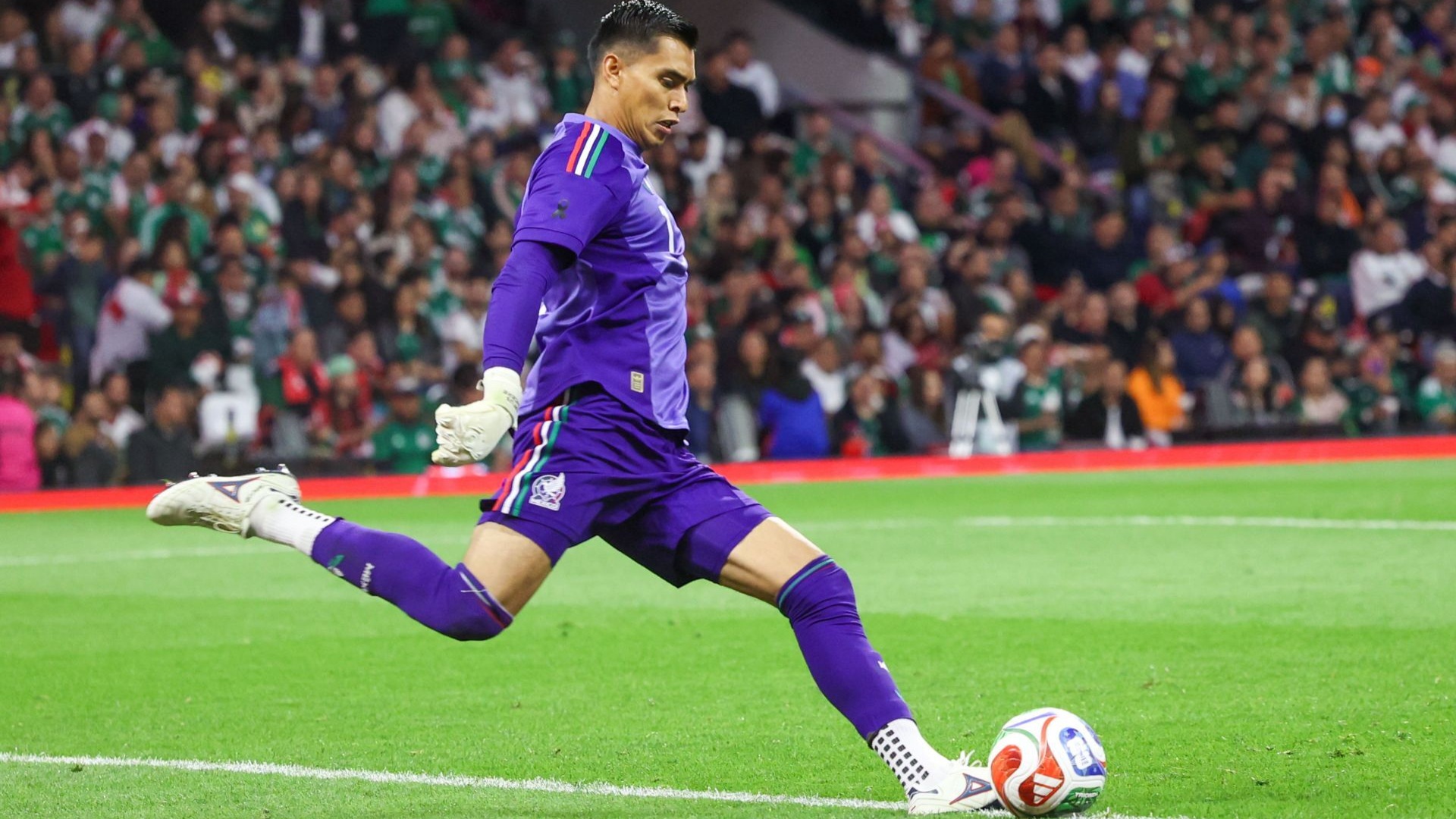 Tala Rangel y Memo Ochoa: ¿Quién Será el Portero Titular de México en ...